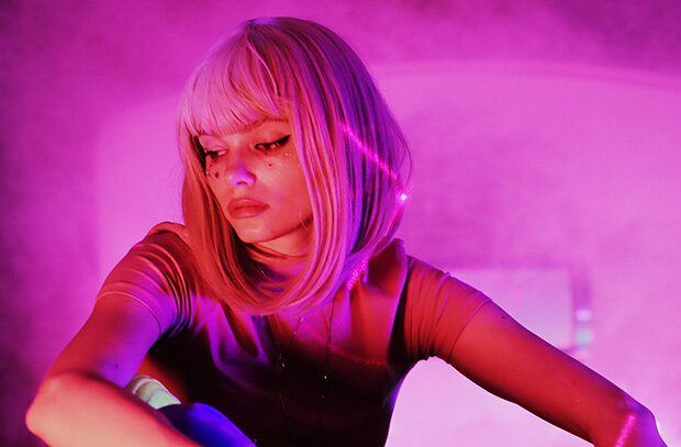 Winona Oak: Live-Akustiksession mit "Break My Broken Heart" für The Eye ...